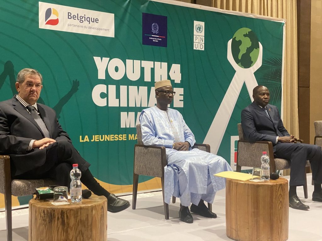 Bamako, Ambassador Dejak launches the online platform “Youth4Climate ...